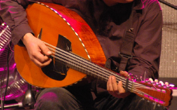 Mandole (style Algérienne) C. Patenotte à Mattaincourt – L'instrumenterie